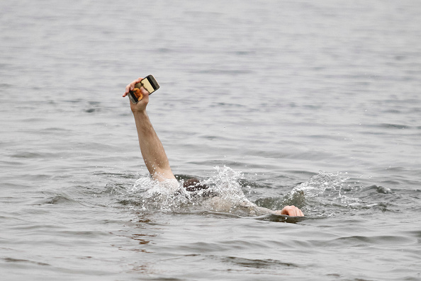Chilly ocean dip a 'great start to the day' | Otago Daily Times Online News