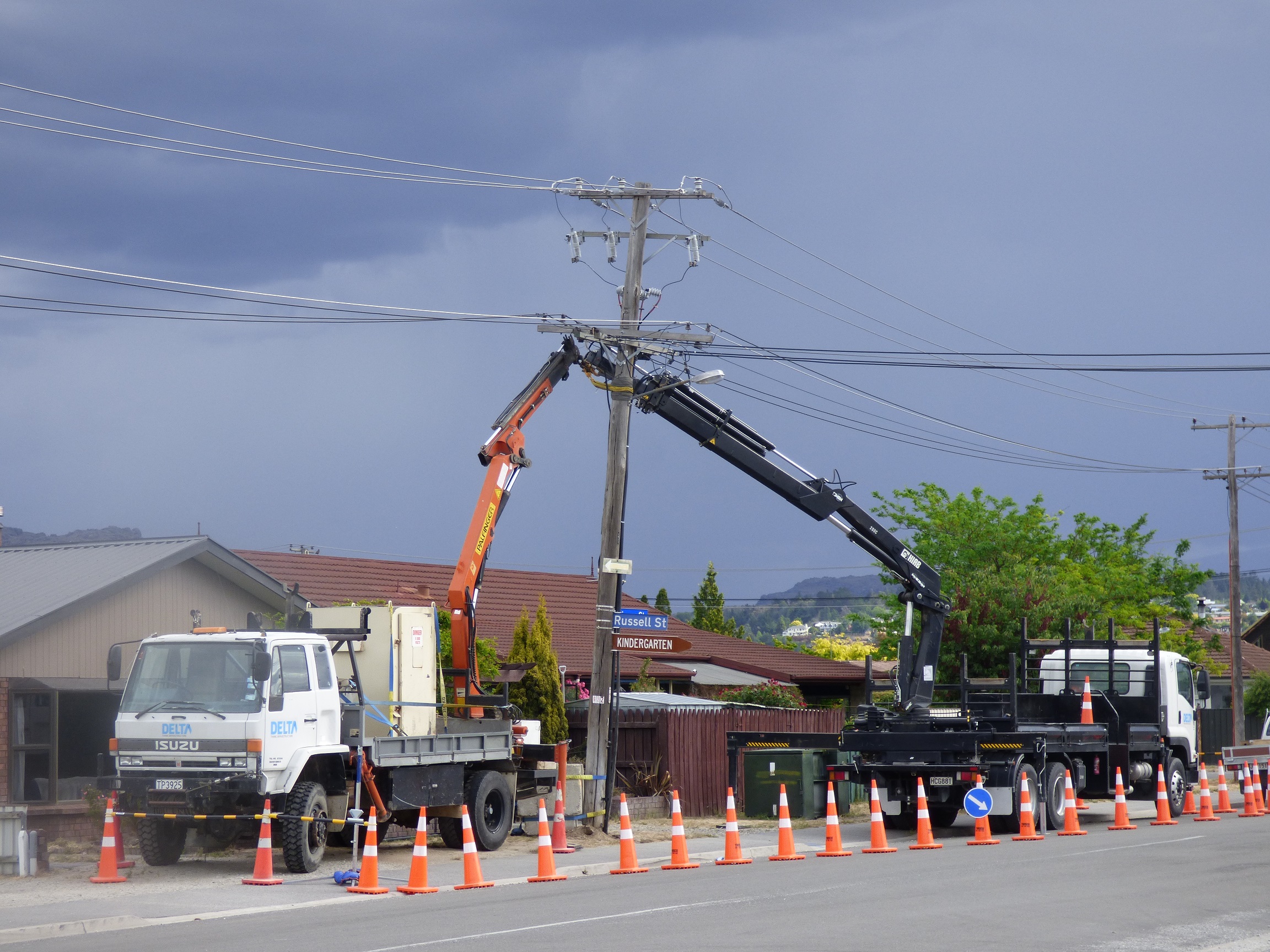 powerpole.jpg | Otago Daily Times Online News