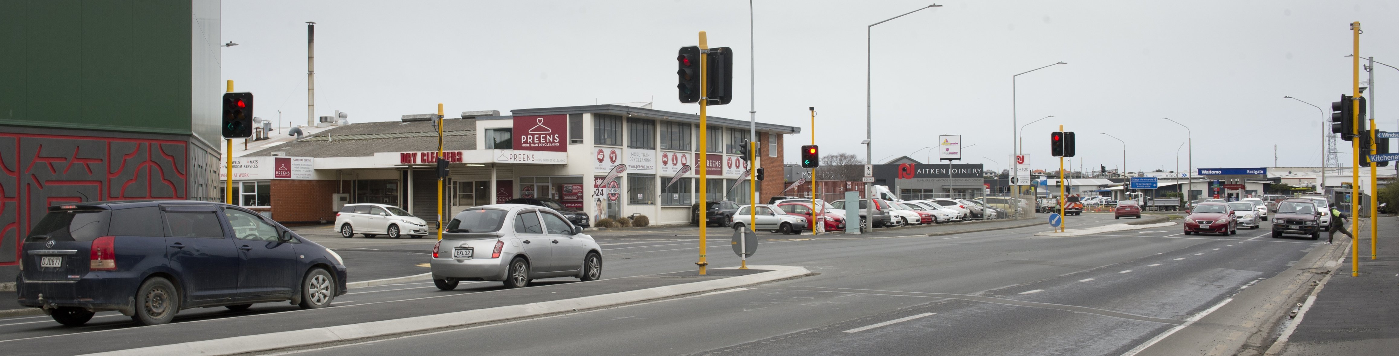 Traffic stopper: Red light detectors should be ready 'next week ...
