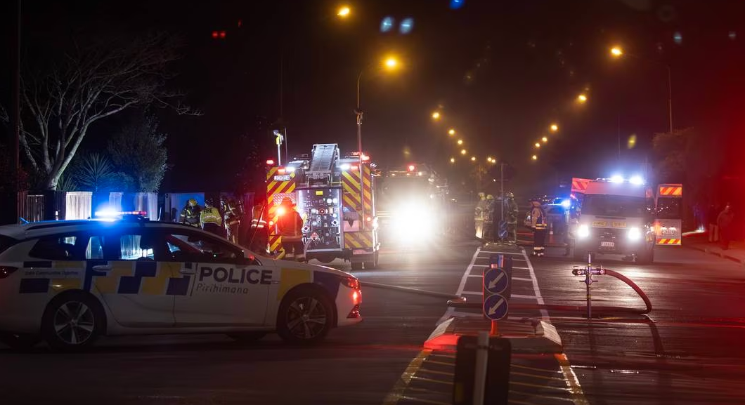 Crews spend night at 'well-involved' house fire | Star News