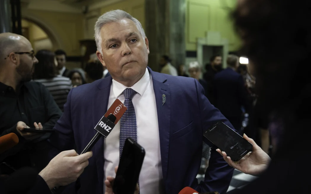 Govt makes new pay offer to police | Otago Daily Times Online News