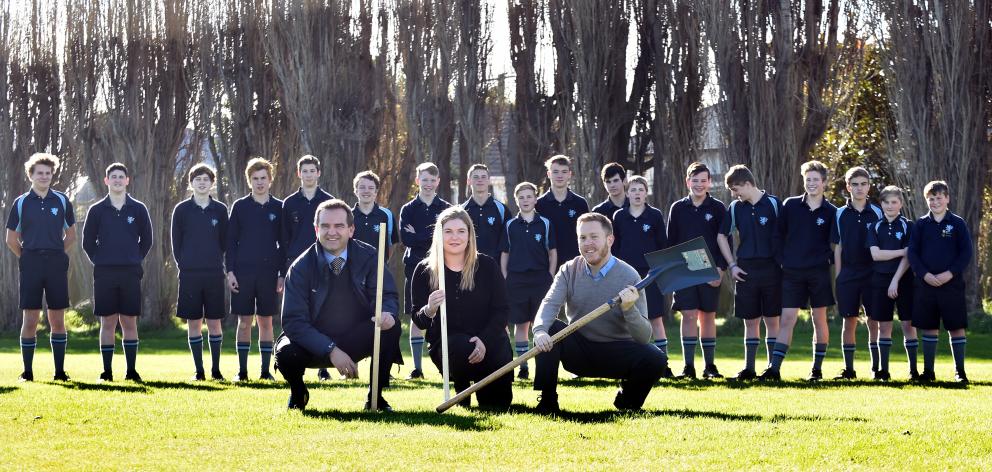Pupils drill for knowledge | Otago Daily Times Online News