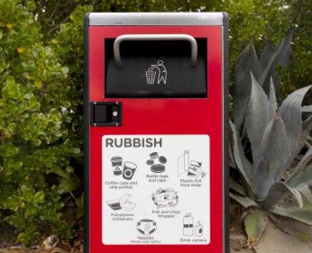 Smart bins to deal with rubbish in tourist hot spots | Otago Daily ...