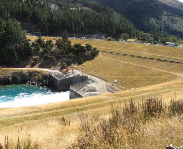 Wall being reinforced | Otago Daily Times Online News