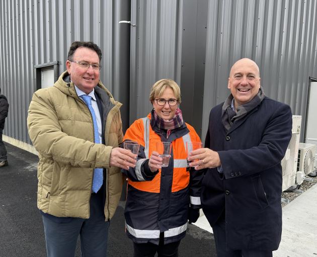 Officials toast treatment plant | Otago Daily Times Online News