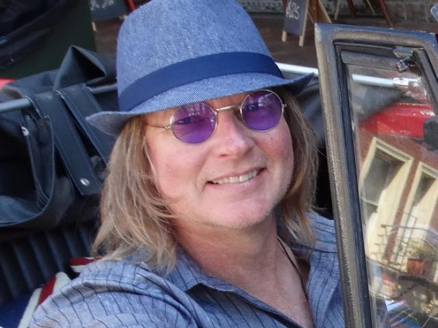 Musicologist delves into rock star's life | Otago Daily Times Online News