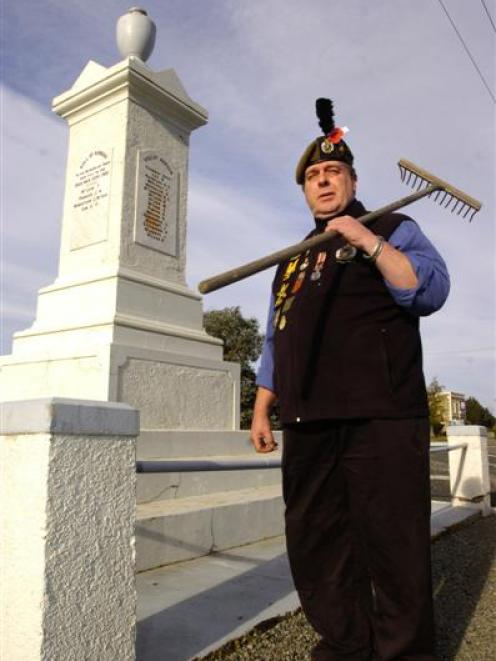 Dunback man's daily tribute to the fallen | Otago Daily Times Online News