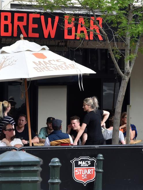 Police keen to keep bar's one-way door | Otago Daily Times Online News