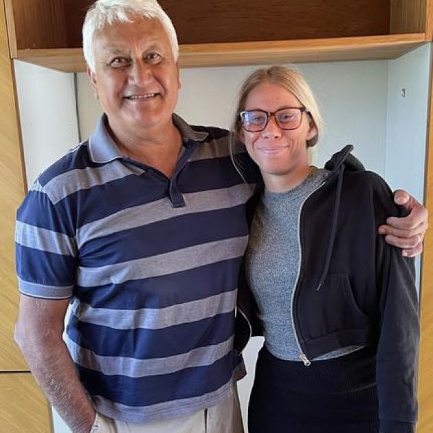 'A wonderful Christmas present': Renee cries tears of joy after $90k ...