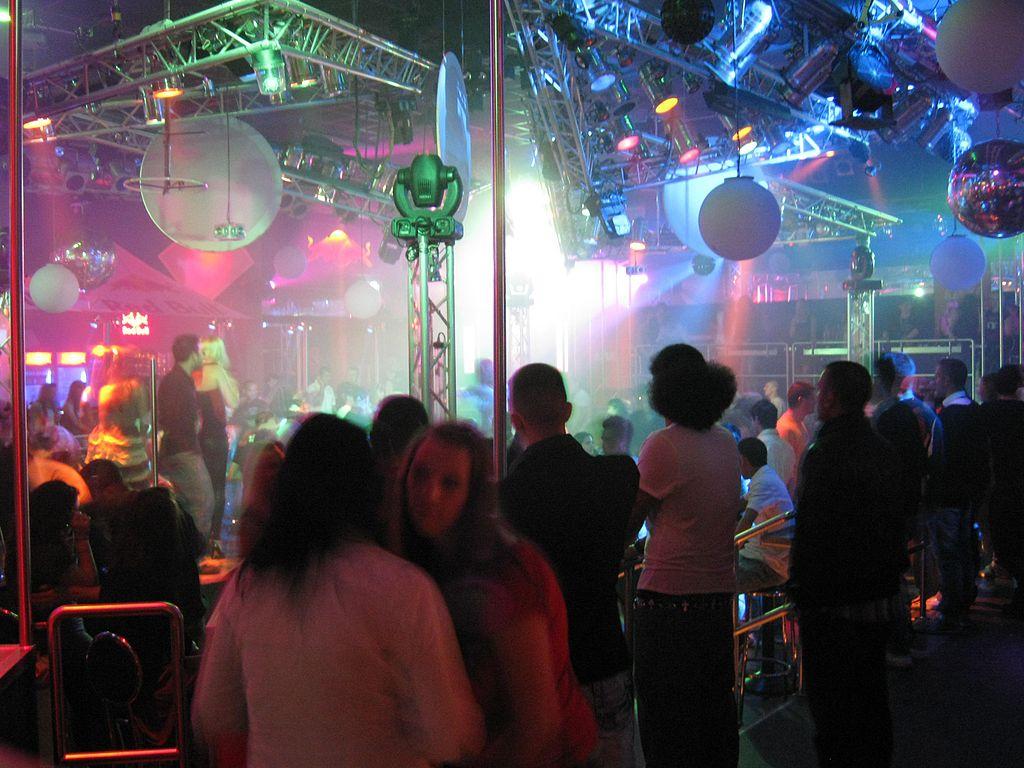 Japan lifts late-night dancing ban | Otago Daily Times Online News Japan lifts late-night dancing ban | Otago Daily Times Online News