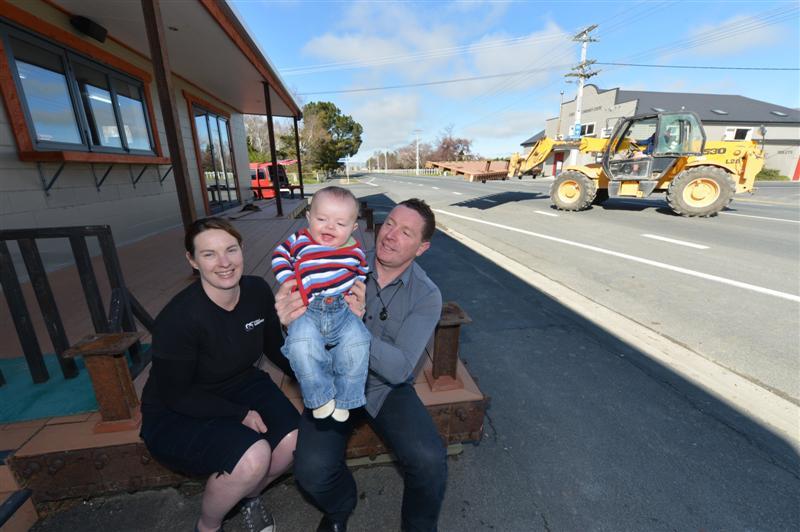 Deck extension deemed a danger | Otago Daily Times Online News