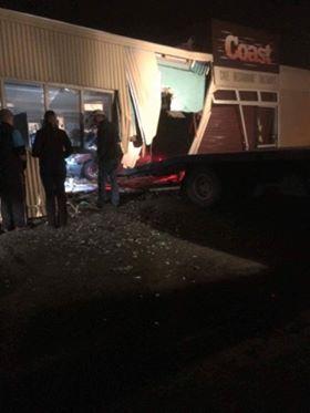 Car crashes into Kakanui cafe | Otago Daily Times Online News