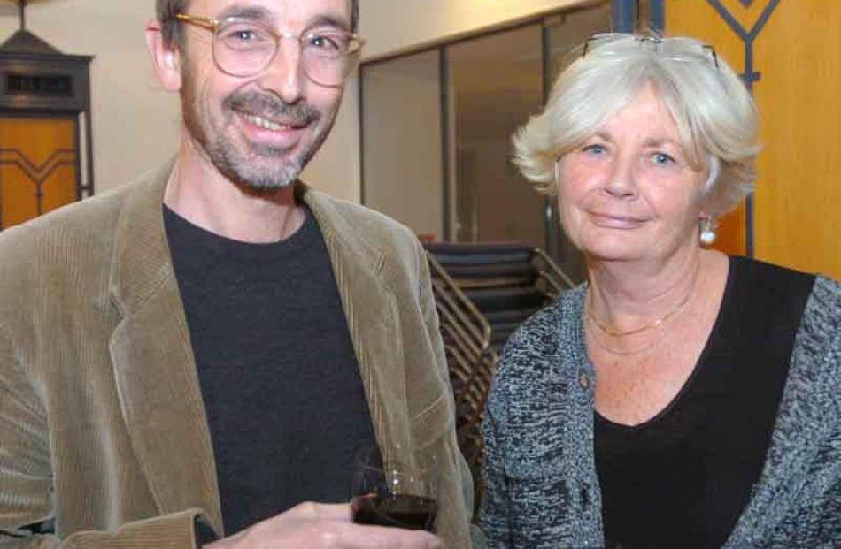 People: Russell Moses art exhibition | Otago Daily Times Online News