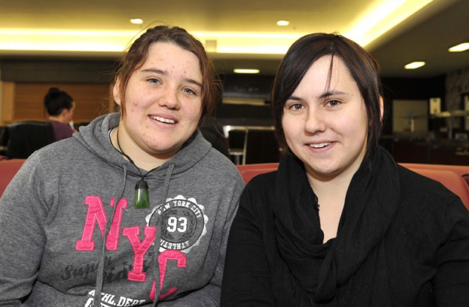 People: OPSA Pink Ribbon Fundraiser | Otago Daily Times Online News
